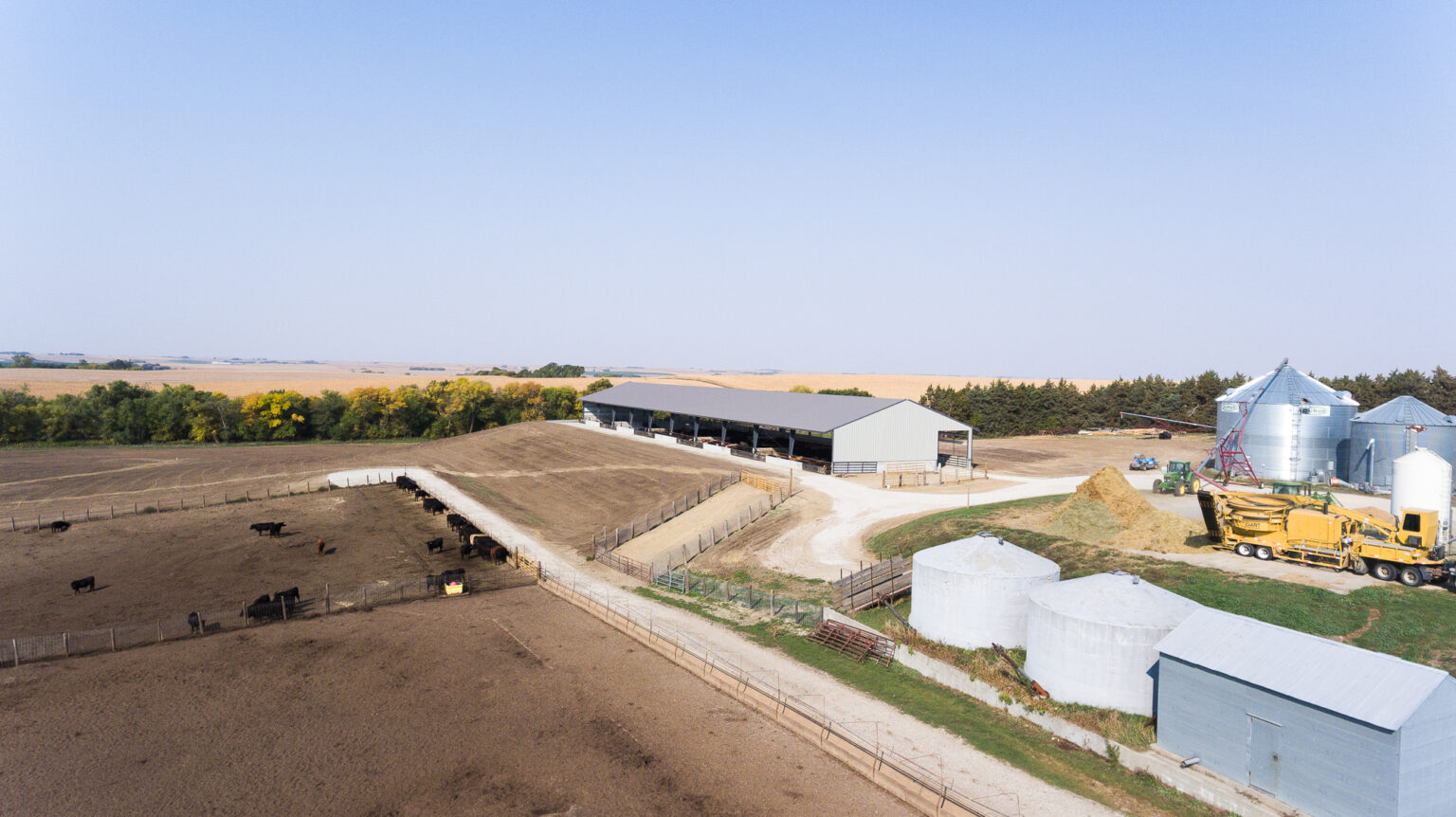 625-Head, Deep-Pit Cattle Finishing Barn - Central Confinement Service LLC